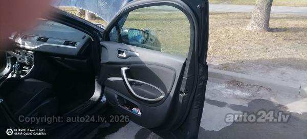 Pelēks Citroen C5 2010 Tallina, ar dzinēja tilpumu 2.00 L un nobraukumu 280 tūkst. km par 1700 €, foto 5 vietnē AUTOMOTO.COM.LV