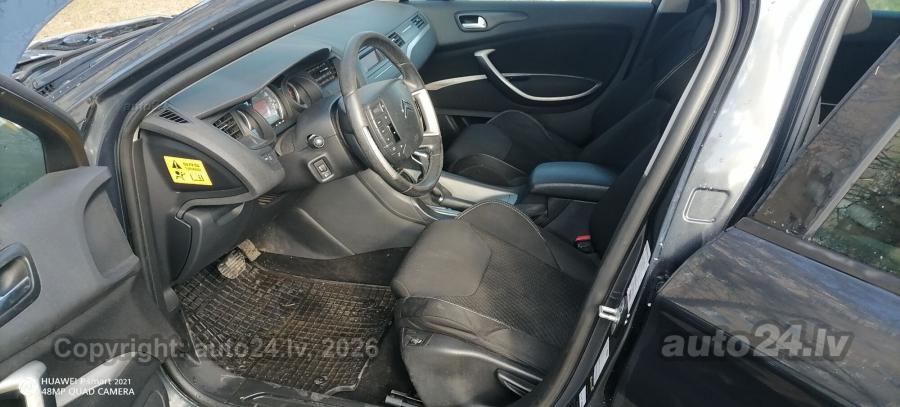 Pelēks Citroen C5 2010 Tallina, ar dzinēja tilpumu 2.00 L un nobraukumu 280 tūkst. km par 1700 €, foto 13 vietnē AUTOMOTO.COM.LV