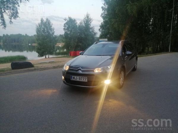 Grey Citroen C5 2010 in Jekabpils, with an engine capacity of 2.00 L and mileage of 247 thousand km for 2000 €, photo 1 on AUTOMOTO.COM.LV