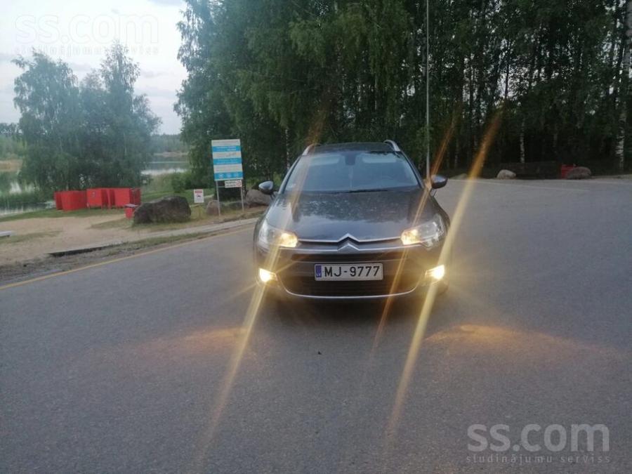 Pelēks Citroen C5 2010 Jēkabpils, ar dzinēja tilpumu 2.00 L un nobraukumu 247 tūkst. km par 2000 €, foto 3 vietnē AUTOMOTO.COM.LV