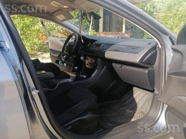 Grey Citroen C5 2010 in Jekabpils, with an engine capacity of 2.00 L and mileage of 247 thousand km for 2000 €, photo 8 on AUTOMOTO.COM.LV