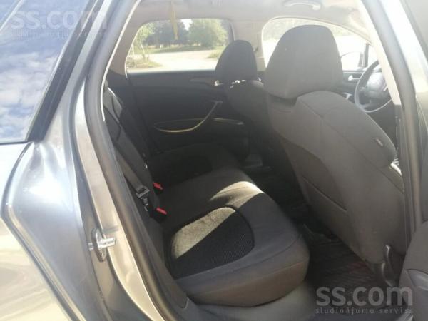Grey Citroen C5 2010 in Jekabpils, with an engine capacity of 2.00 L and mileage of 247 thousand km for 2000 €, photo 9 on AUTOMOTO.COM.LV