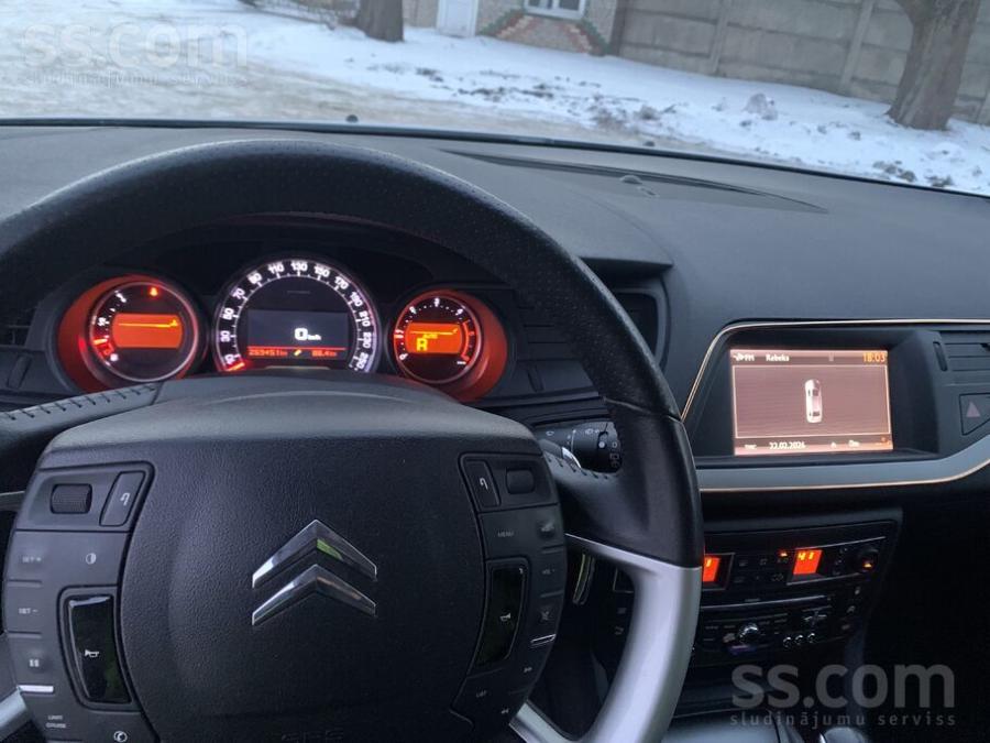 Серый Ситроен С5 2010 в Лиепая, объемом двигателя 1.60 л и пробегом 270 тыс. км за 2800 €, фото 11 на AUTOMOTO.COM.LV