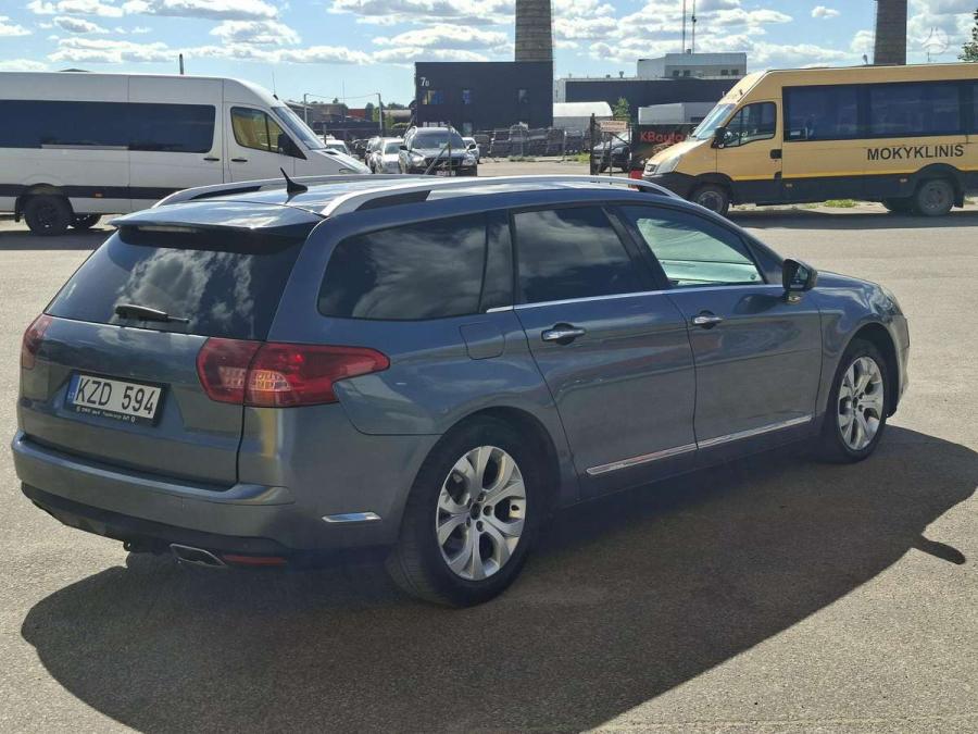Pelēks Citroen C5 2010 Plungė, ar dzinēja tilpumu 2.00 L un nobraukumu 387 tūkst. km par 1500 €, foto 6 vietnē AUTOMOTO.COM.LV