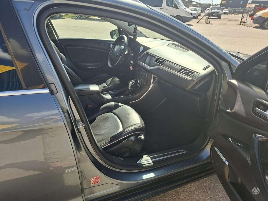Pelēks Citroen C5 2010 Plungė, ar dzinēja tilpumu 2.00 L un nobraukumu 387 tūkst. km par 1500 €, foto 21 vietnē AUTOMOTO.COM.LV