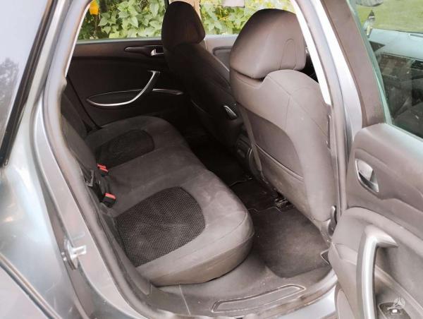 Grey Citroen C5 2010 in Vilnius, with an engine capacity of 1.56 L and mileage of 280 thousand km for 1450 €, photo 9 on AUTOMOTO.COM.LV