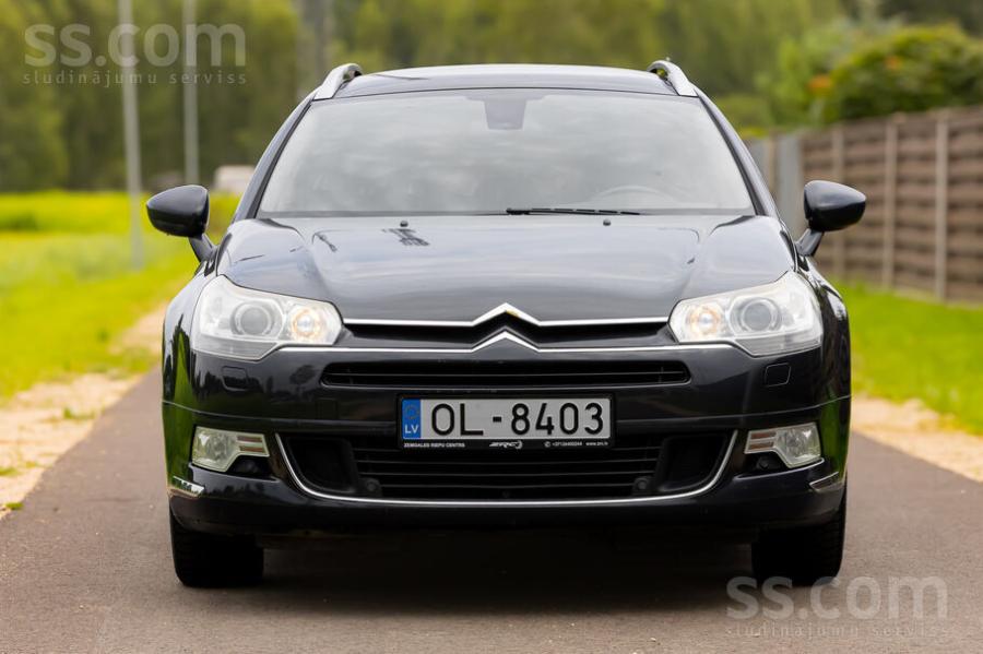 Pelēks Citroen C5 2010 Jelgava, ar dzinēja tilpumu 2.00 L un nobraukumu 230 tūkst. km par 2900 €, foto 3 vietnē AUTOMOTO.COM.LV
