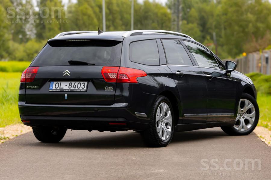 Pelēks Citroen C5 2010 Jelgava, ar dzinēja tilpumu 2.00 L un nobraukumu 230 tūkst. km par 2900 €, foto 5 vietnē AUTOMOTO.COM.LV