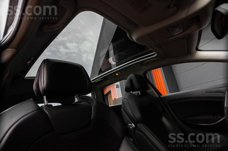 Pelēks Citroen C5 2010 Jelgava, ar dzinēja tilpumu 2.00 L un nobraukumu 230 tūkst. km par 2900 €, foto 11 vietnē AUTOMOTO.COM.LV