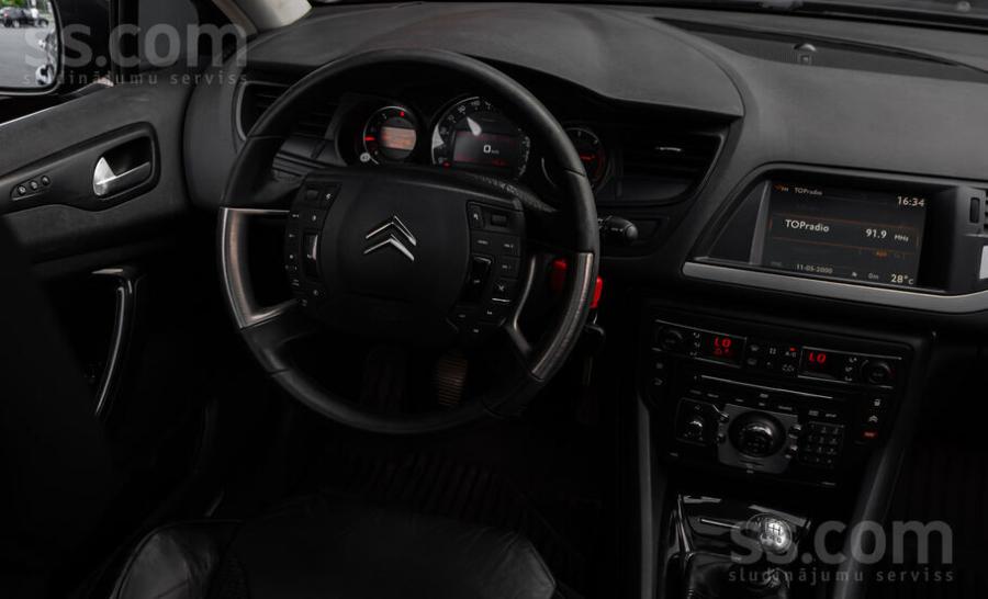Pelēks Citroen C5 2010 Jelgava, ar dzinēja tilpumu 2.00 L un nobraukumu 230 tūkst. km par 2900 €, foto 19 vietnē AUTOMOTO.COM.LV