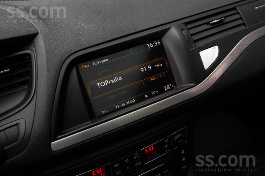 Pelēks Citroen C5 2010 Jelgava, ar dzinēja tilpumu 2.00 L un nobraukumu 230 tūkst. km par 2900 €, foto 23 vietnē AUTOMOTO.COM.LV