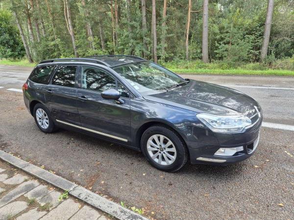 Grey Citroen C5 2010 in Taurage, with an engine capacity of 2.00 L and mileage of 215 thousand km for 2600 €, photo 5 on AUTOMOTO.COM.LV
