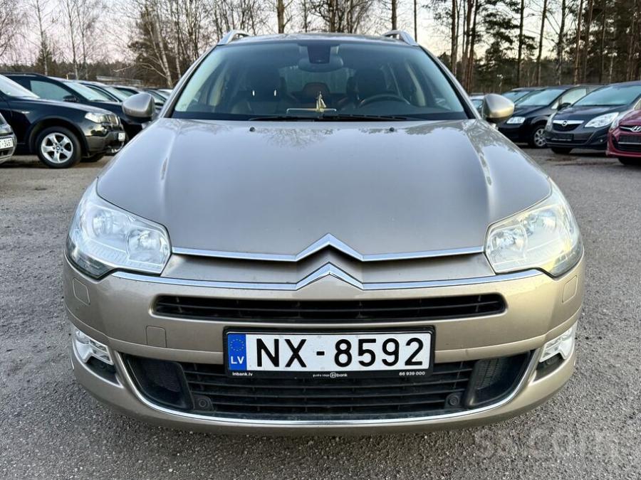 Grey Citroen C5 2011 in Riga, with an engine capacity of 2.00 L and mileage of 0 thousand km for 2990 €, photo 3 on AUTOMOTO.COM.LV