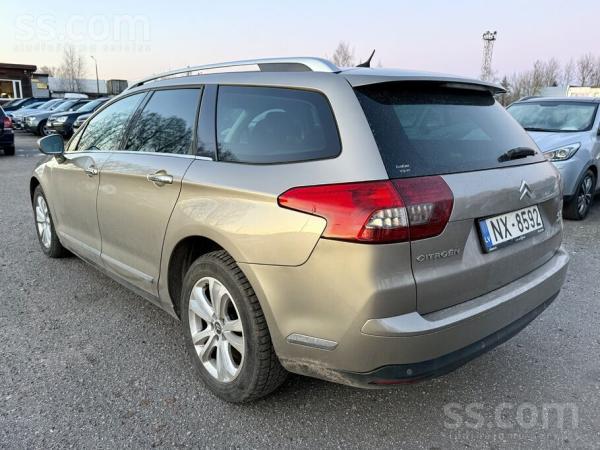 Pelēks Citroen C5 2011 Rīga, ar dzinēja tilpumu 2.00 L un nobraukumu 0 tūkst. km par 2990 €, foto 6 vietnē AUTOMOTO.COM.LV