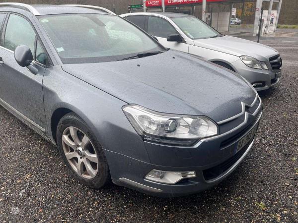 Pelēks Citroen C5 2011 Viļņa, ar dzinēja tilpumu 2.00 L un nobraukumu 270 tūkst. km par 3200 €, foto 1 vietnē AUTOMOTO.COM.LV