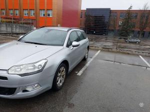 Pelēks Citroen C5 2011 Viļņa, ar dzinēja tilpumu 2.00 L un nobraukumu 372 tūkst. km par 3100 €, foto  vietnē AUTOMOTO.COM.LV