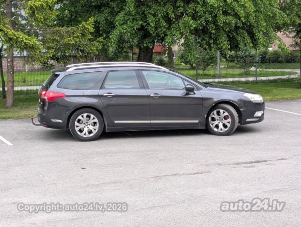 Grey Citroen C5 2011 in Tallinn, with an engine capacity of 2.00 L and mileage of 375 thousand km for 2390 €, photo 6 on AUTOMOTO.COM.LV
