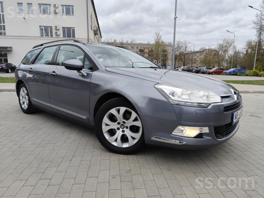 Серый Ситроен С5 2011 в Резекне, объемом двигателя 2.00 л и пробегом 322 тыс. км за 2850 €, фото 6 на AUTOMOTO.COM.LV