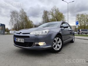 Pelēks Citroen C5 2011 Rēzekne, ar dzinēja tilpumu 2.00 L un nobraukumu 322 tūkst. km par 2750 €, foto 3 vietnē AUTOMOTO.COM.LV
