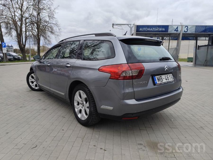Pelēks Citroen C5 2011 Rēzekne, ar dzinēja tilpumu 2.00 L un nobraukumu 322 tūkst. km par 2750 €, foto 10 vietnē AUTOMOTO.COM.LV