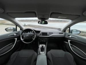 Grey Citroen C5 2011 in Riga, with an engine capacity of 2.00 L and mileage of 310 thousand km for 3650 €, photo 19 on AUTOMOTO.COM.LV