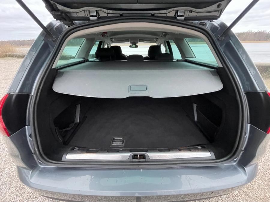 Grey Citroen C5 2011 in Riga, with an engine capacity of 2.00 L and mileage of 310 thousand km for 3650 €, photo 21 on AUTOMOTO.COM.LV