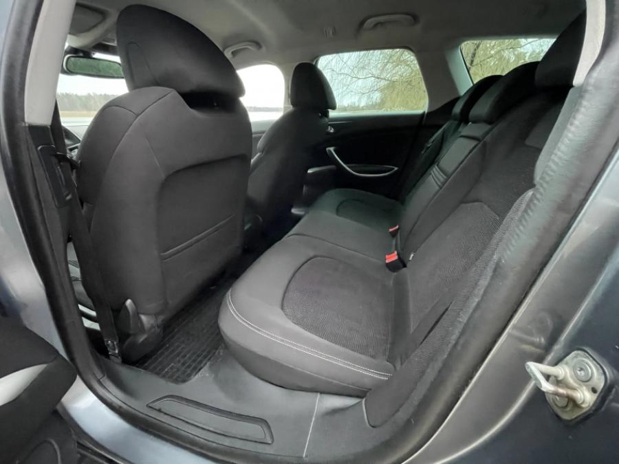 Grey Citroen C5 2011 in Riga, with an engine capacity of 2.00 L and mileage of 310 thousand km for 3650 €, photo 22 on AUTOMOTO.COM.LV