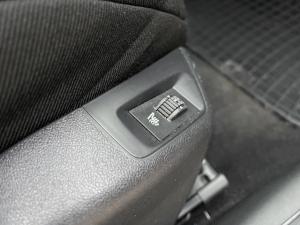 Grey Citroen C5 2011 in Riga, with an engine capacity of 2.00 L and mileage of 310 thousand km for 3650 €, photo 27 on AUTOMOTO.COM.LV