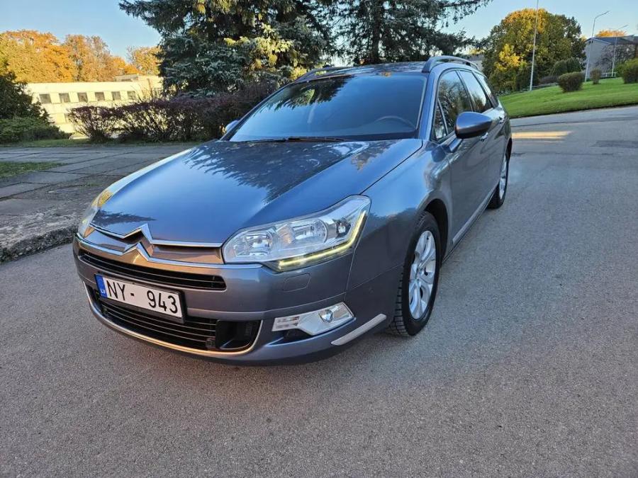 Pelēks Citroen C5 2011 Jēkabpils, ar dzinēja tilpumu 2.00 L un nobraukumu 298 tūkst. km par 4650 €, foto 1 vietnē AUTOMOTO.COM.LV