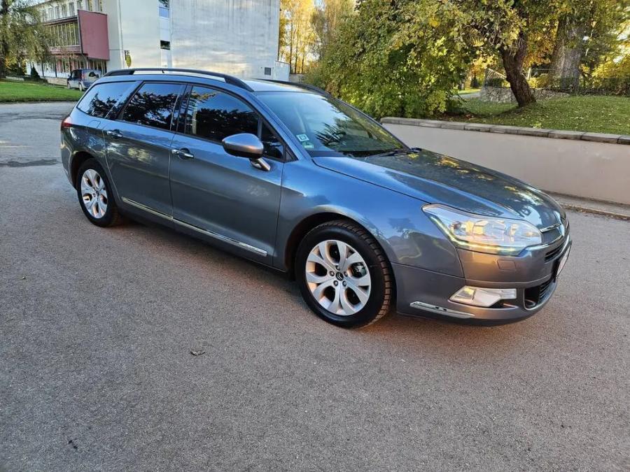 Pelēks Citroen C5 2011 Jēkabpils, ar dzinēja tilpumu 2.00 L un nobraukumu 298 tūkst. km par 4650 €, foto 5 vietnē AUTOMOTO.COM.LV