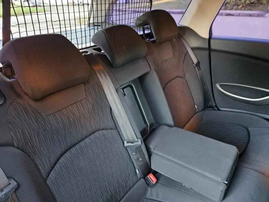 Pelēks Citroen C5 2011 Jēkabpils, ar dzinēja tilpumu 2.00 L un nobraukumu 298 tūkst. km par 4650 €, foto 16 vietnē AUTOMOTO.COM.LV