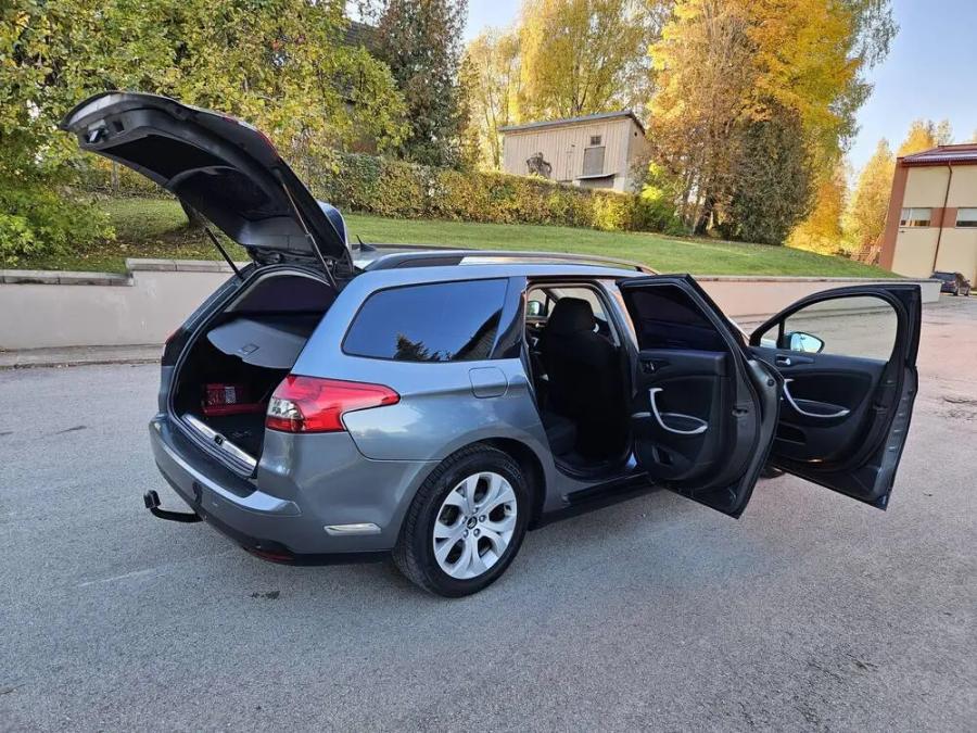 Pelēks Citroen C5 2011 Jēkabpils, ar dzinēja tilpumu 2.00 L un nobraukumu 298 tūkst. km par 4650 €, foto 18 vietnē AUTOMOTO.COM.LV