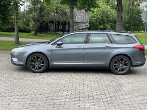 Pelēks Citroen C5 2011 Biržai, ar dzinēja tilpumu 1.56 L un nobraukumu 186 tūkst. km par 3200 €, foto 6 vietnē AUTOMOTO.COM.LV