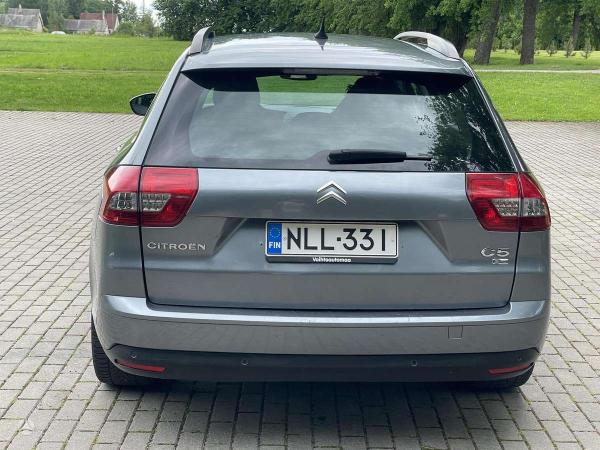Pelēks Citroen C5 2011 Biržai, ar dzinēja tilpumu 1.56 L un nobraukumu 186 tūkst. km par 3200 €, foto 7 vietnē AUTOMOTO.COM.LV