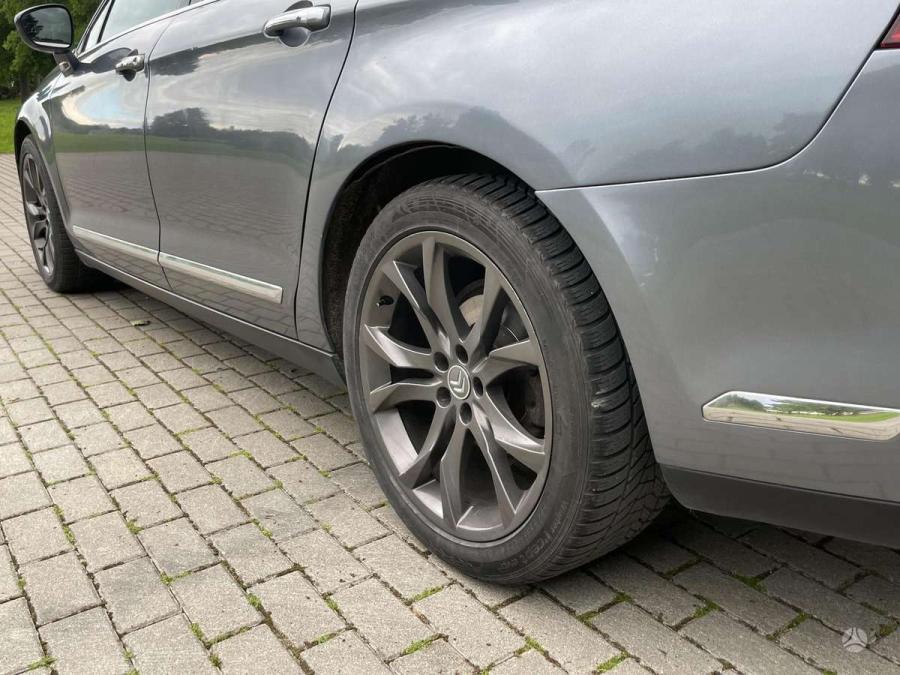 Pelēks Citroen C5 2011 Biržai, ar dzinēja tilpumu 1.56 L un nobraukumu 186 tūkst. km par 3200 €, foto 14 vietnē AUTOMOTO.COM.LV