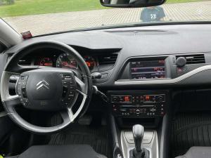 Pelēks Citroen C5 2011 Biržai, ar dzinēja tilpumu 1.56 L un nobraukumu 186 tūkst. km par 3200 €, foto 20 vietnē AUTOMOTO.COM.LV