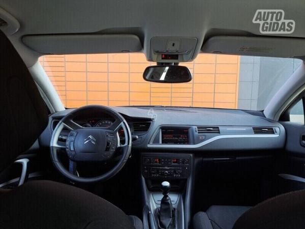 Pelēks Citroen C5 2011 Viļņa, ar dzinēja tilpumu 2.00 L un nobraukumu 342 tūkst. km par 2800 €, foto 5 vietnē AUTOMOTO.COM.LV