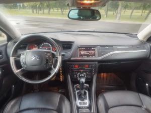 Grey Citroen C5 2011 in Kedainiai, with an engine capacity of 2.99 L and mileage of 367 thousand km for 2500 €, photo 14 on AUTOMOTO.COM.LV