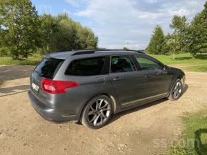 Pelēks Citroen C5 2011 Aizkraukle, ar dzinēja tilpumu 1.60 L un nobraukumu 228 tūkst. km par 4000 €, foto 5 vietnē AUTOMOTO.COM.LV