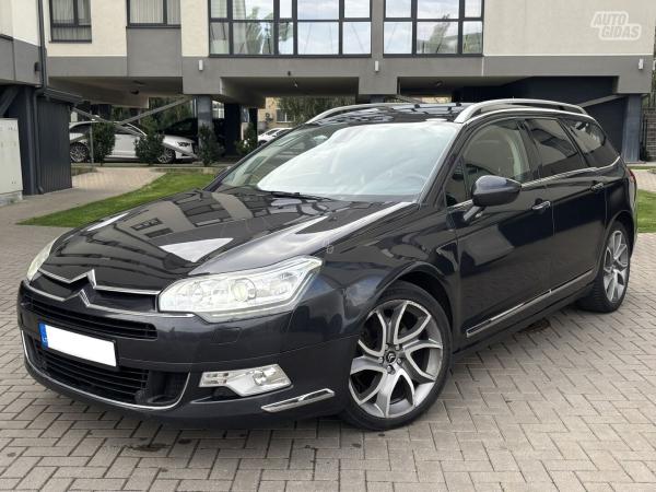 Ситроен С5 2011 в Каунас на AUTOMOTO.COM.LV Серый Ситроен С5 2011 в Каунас, объемом двигателя 3.00 л и пробегом 350 тыс. км за 2500 €, фото 3 на AUTOMOTO.COM.LV