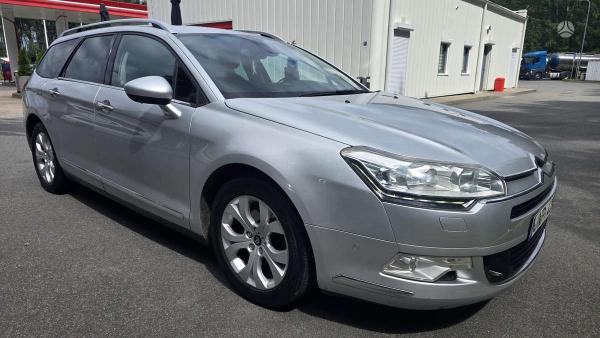 Grey Citroen C5 2012 in Kaunas, with an engine capacity of 2.00 L and mileage of 419 thousand km for 2600 €, photo 3 on AUTOMOTO.COM.LV