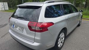 Pelēks Citroen C5 2012 Kauņa, ar dzinēja tilpumu 2.00 L un nobraukumu 419 tūkst. km par 2600 €, foto 7 vietnē AUTOMOTO.COM.LV