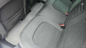 Pelēks Citroen C5 2012 Kauņa, ar dzinēja tilpumu 2.00 L un nobraukumu 419 tūkst. km par 2600 €, foto 25 vietnē AUTOMOTO.COM.LV