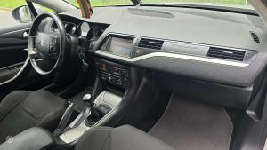 Pelēks Citroen C5 2012 Kauņa, ar dzinēja tilpumu 2.00 L un nobraukumu 419 tūkst. km par 2600 €, foto 30 vietnē AUTOMOTO.COM.LV