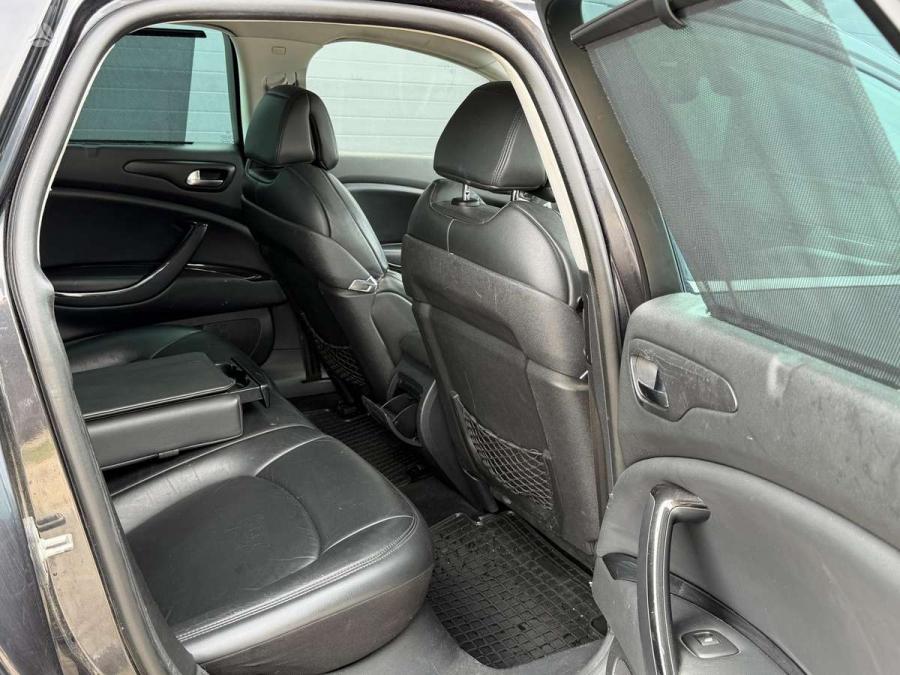 Grey Citroen C5 2012 in Vilnius, with an engine capacity of 2.18 L and mileage of 330 thousand km for 2850 €, photo 25 on AUTOMOTO.COM.LV