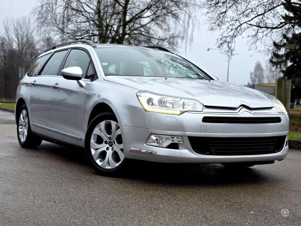 Pelēks Citroen C5 2013 Tauragė, ar dzinēja tilpumu 2.00 L un nobraukumu 357 tūkst. km par 3700 €, foto 3 vietnē AUTOMOTO.COM.LV