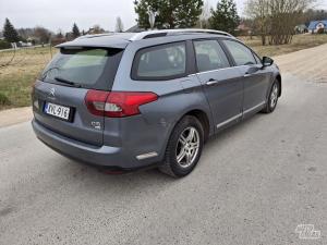 Grey Citroen C5 2013 in Mazeikiai, with an engine capacity of 1.60 L and mileage of 285 thousand km for 2700 €, photo 3 on AUTOMOTO.COM.LV