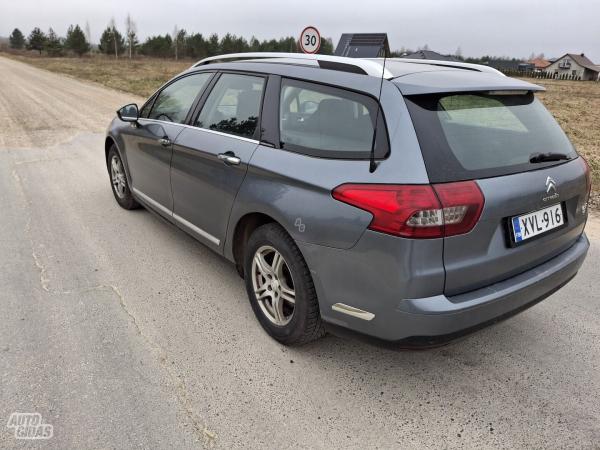 Grey Citroen C5 2013 in Mazeikiai, with an engine capacity of 1.60 L and mileage of 285 thousand km for 2700 €, photo 4 on AUTOMOTO.COM.LV