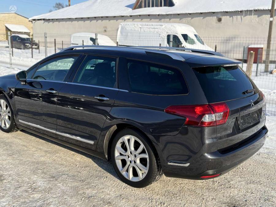Grey Citroen C5 2013 in Taurage, with an engine capacity of 2.00 L and mileage of 230 thousand km for 3600 €, photo 3 on AUTOMOTO.COM.LV