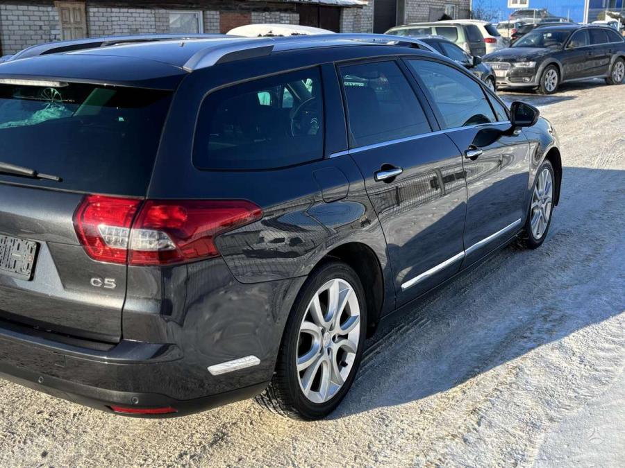 Grey Citroen C5 2013 in Taurage, with an engine capacity of 2.00 L and mileage of 230 thousand km for 3600 €, photo 5 on AUTOMOTO.COM.LV